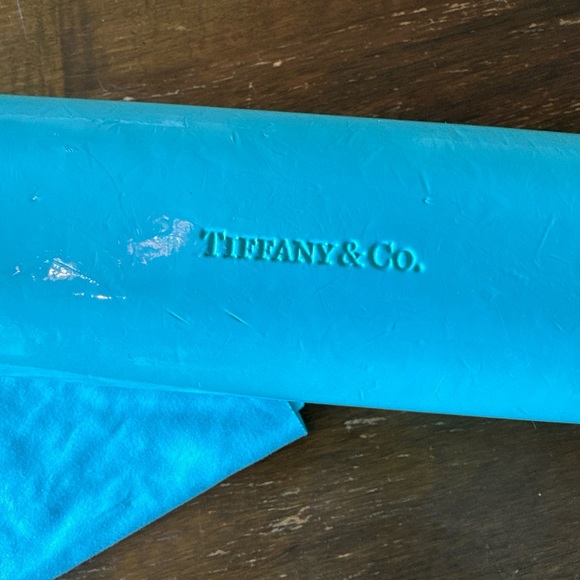 Tiffany & Co. | Accessories | Tiffany Co Hard Shell Turquoise Eyeglass ...